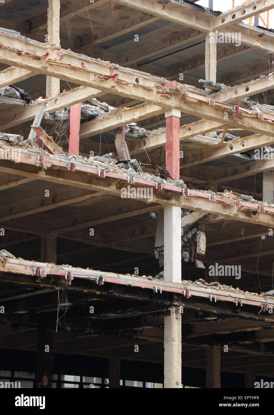 Demolition facade hi-res stock photography and images - Alamy
