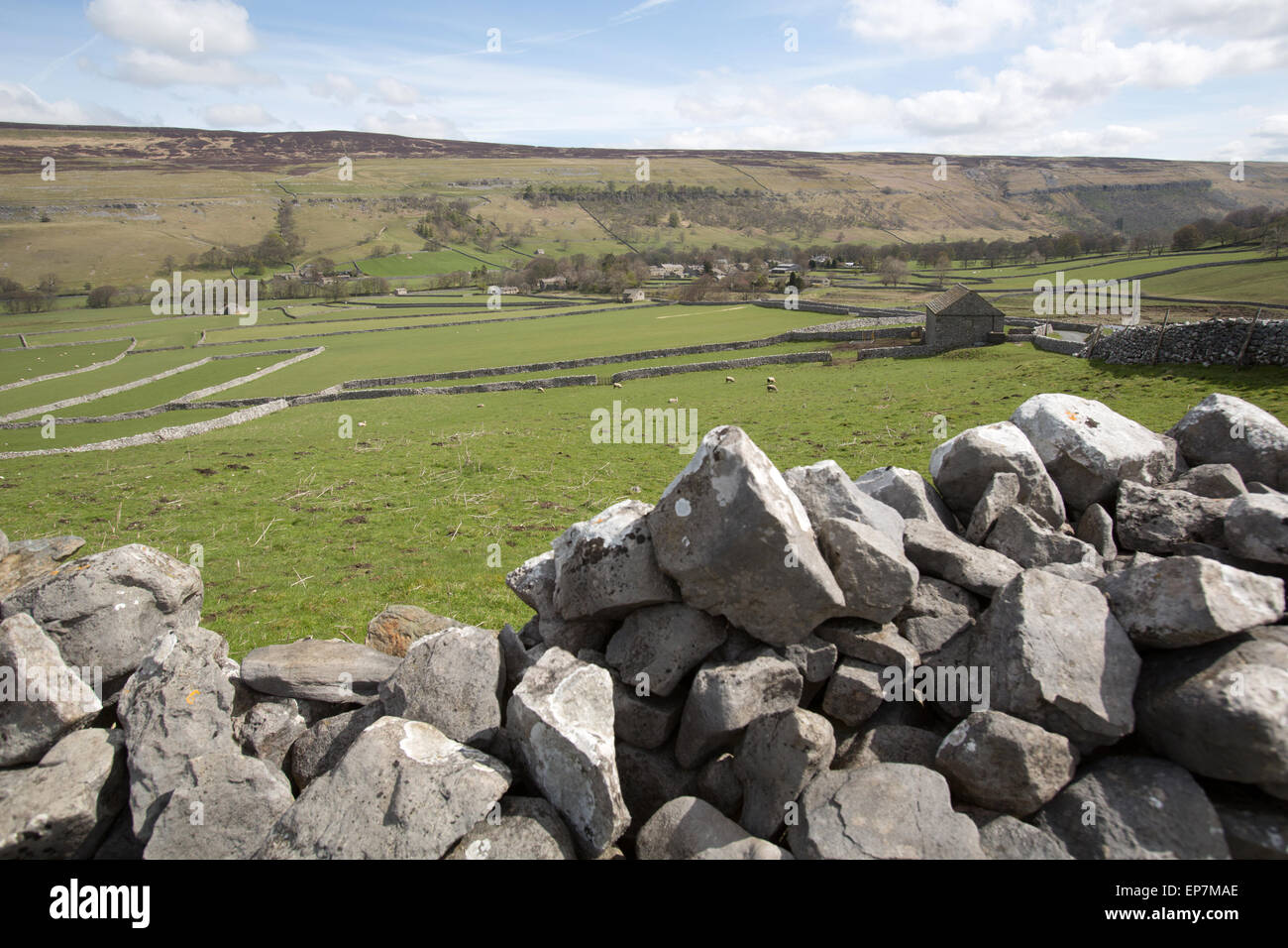 Yorkshire Dales, England. Picturesque elevated view of the Yorkshire ...