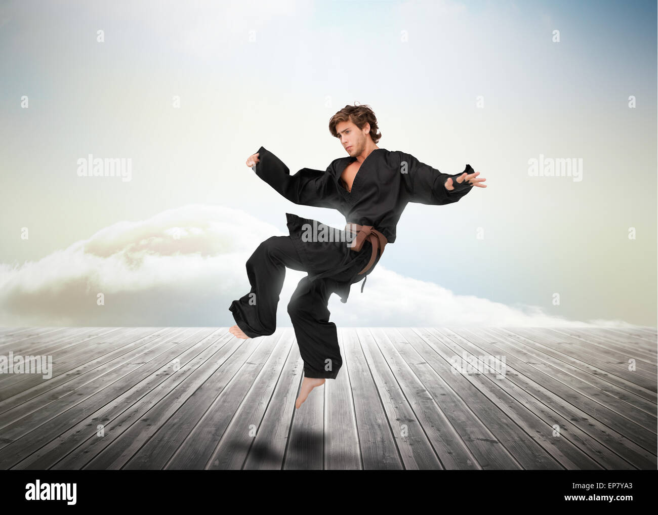 Karate kick wood hi-res stock photography and images - Alamy
