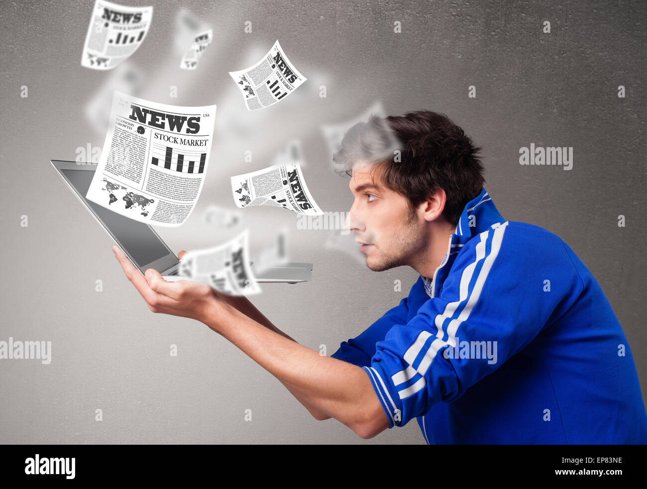 Man reading computer printout hi-res stock photography and images - Alamy