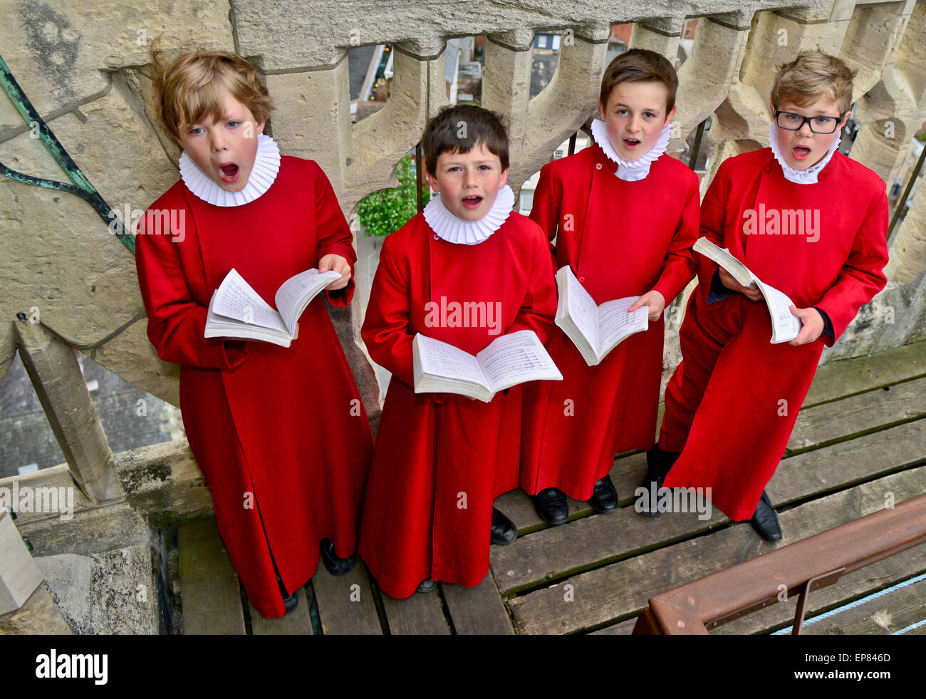 Gloucester cathedral choir hi-res stock photography and images - Alamy