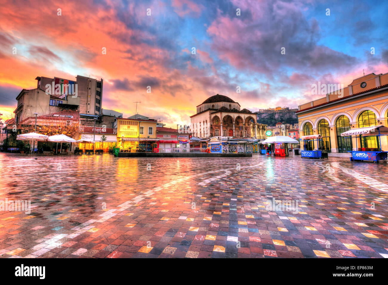 Monastiraki hi-res stock photography and images - Alamy
