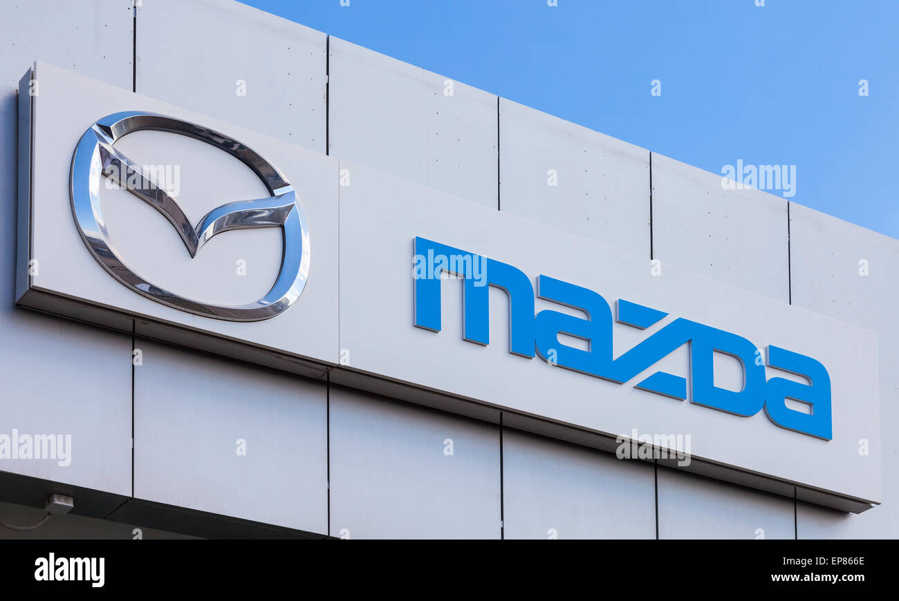 Mazda dealer hi-res stock photography and images - Alamy