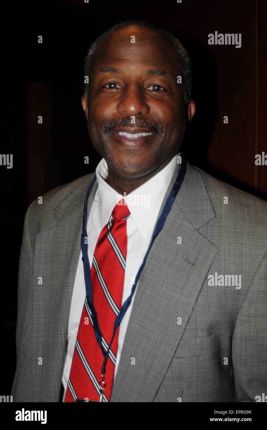 New York, New York, USA. 12th May, 2015. BRUCE HARPER at the Grid Iron ...