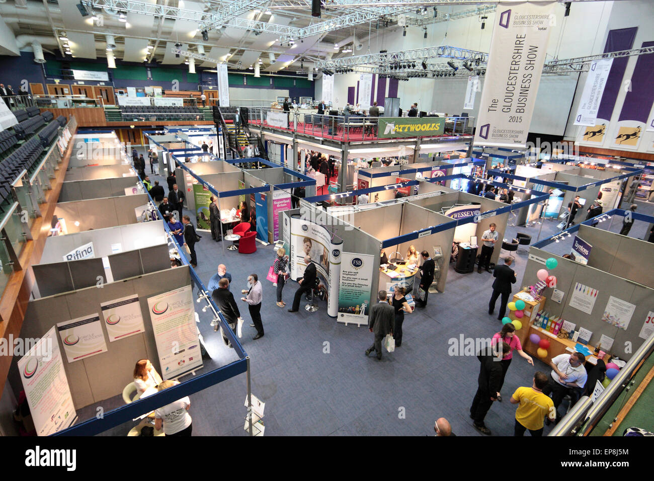 Centaur cheltenham racecourse cheltenham racecourse hi-res stock ...
