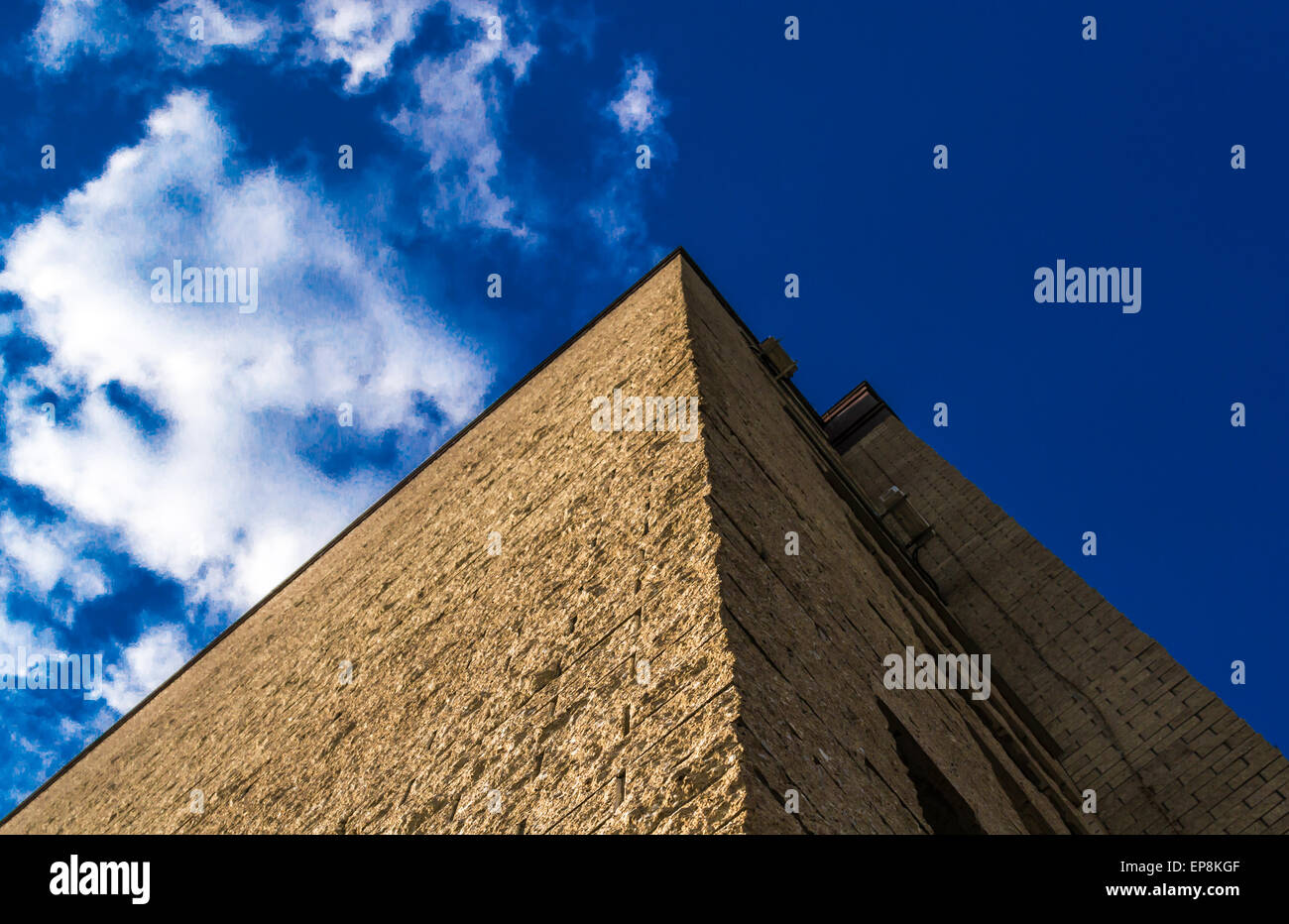Acute angle building hi-res stock photography and images - Alamy