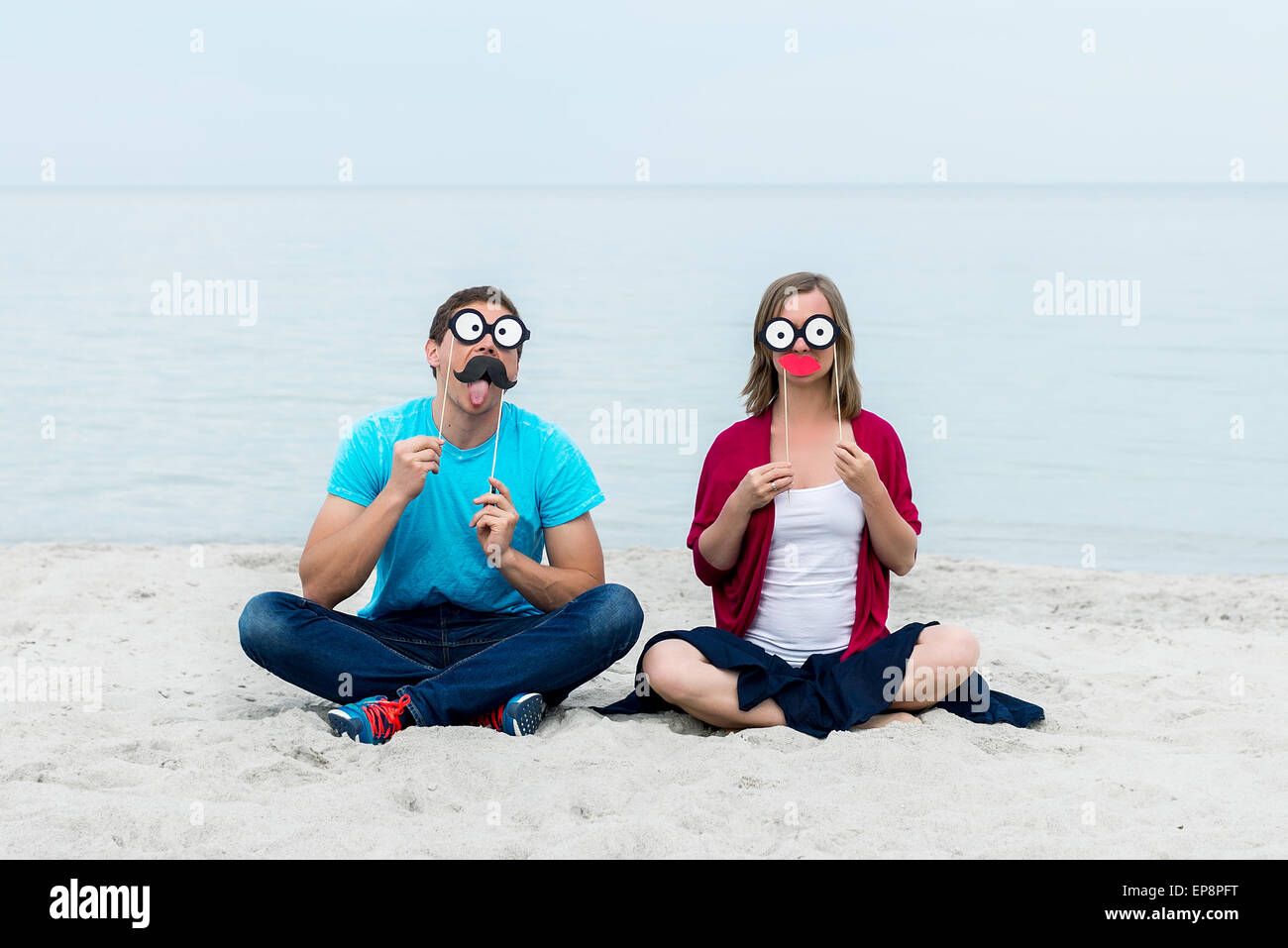 Funny beach couple hi-res stock photography and images - Alamy