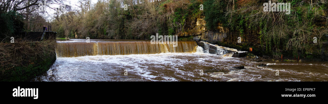 Waterfall on River Almond, Cramond, Edinburgh Stock Photo - Alamy