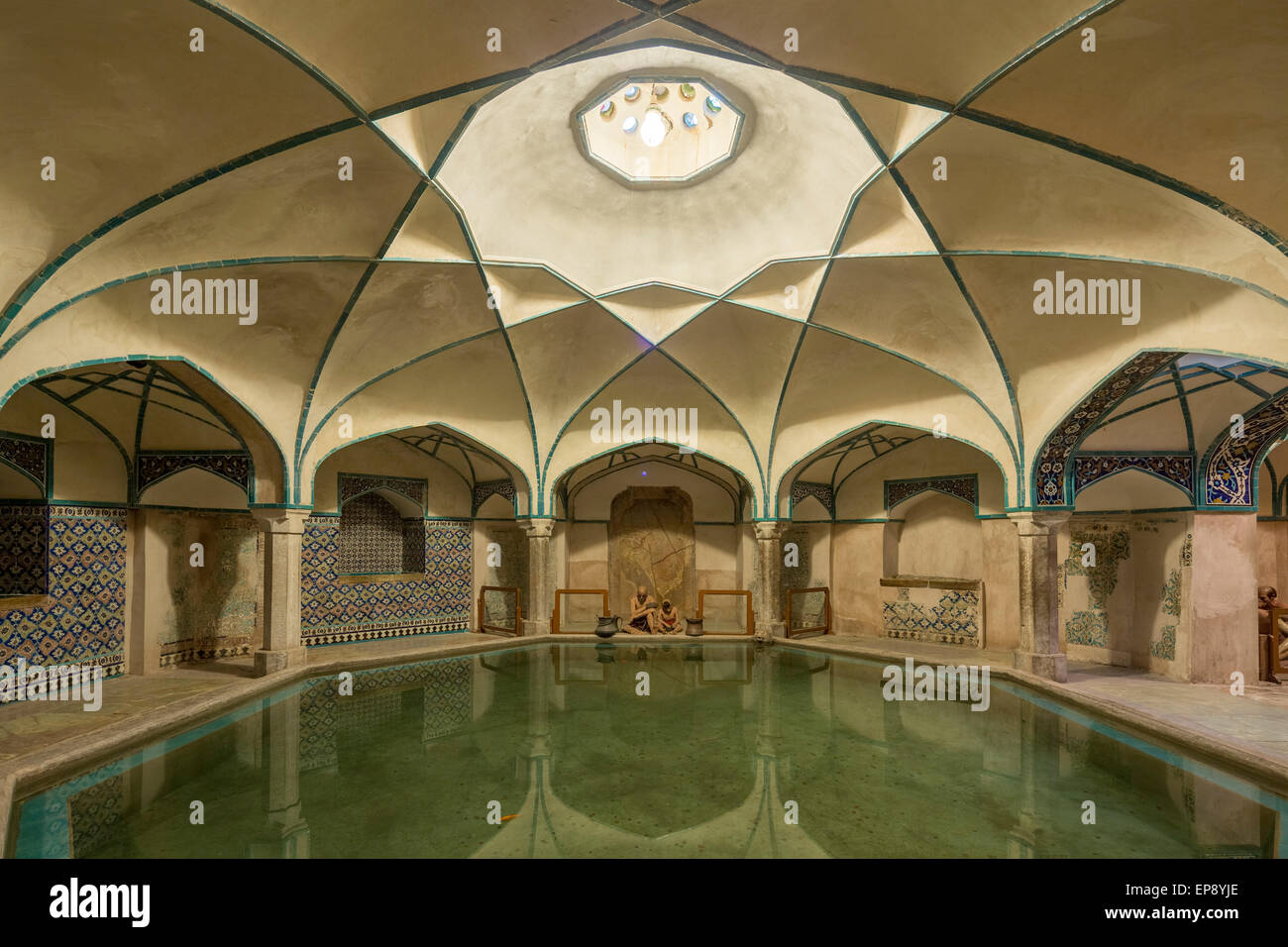 cold room, Ganj Ali Khan Baths or Hammam, Kerman, Iran Stock Photo - Alamy