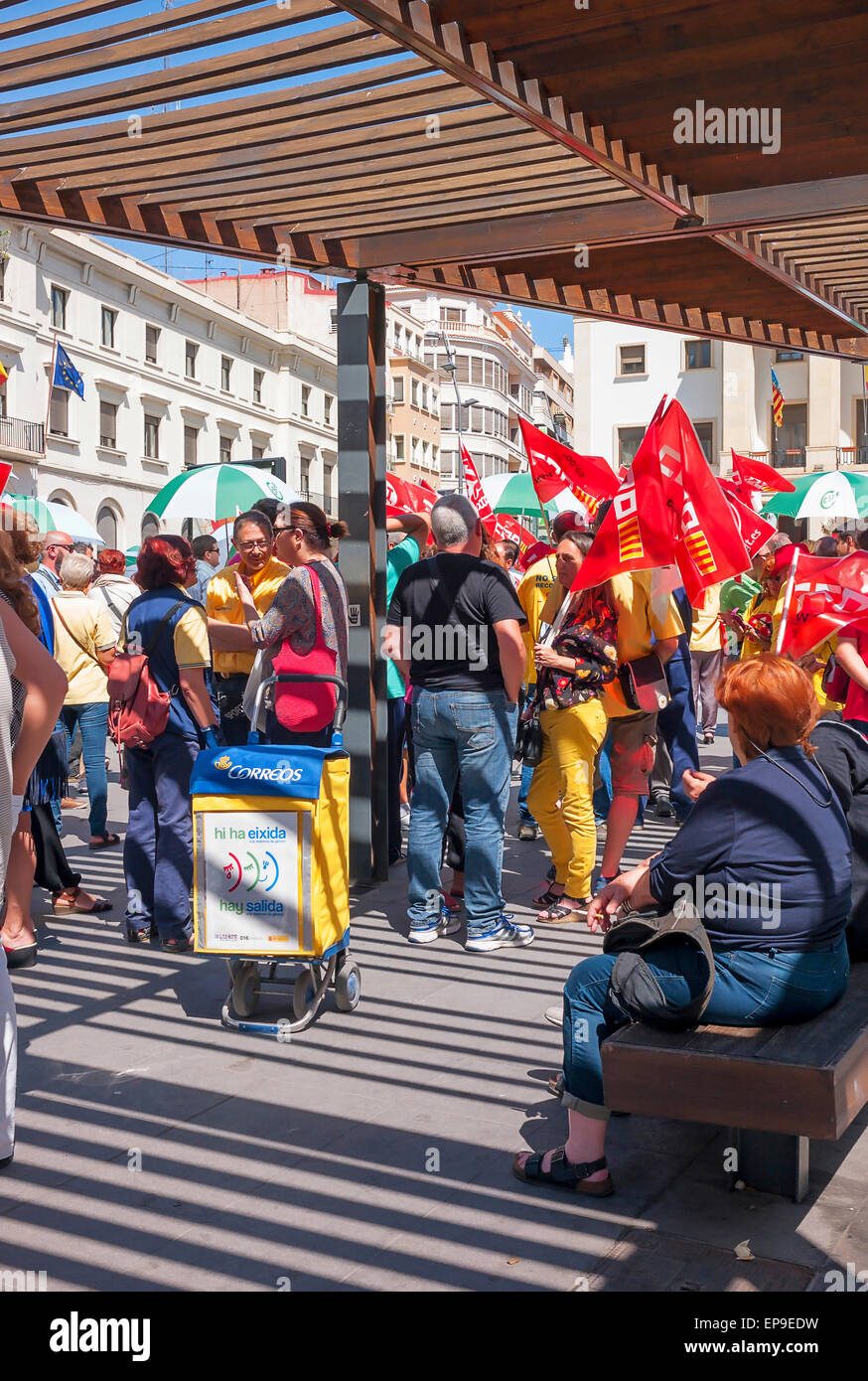 Spanish office workers hi-res stock photography and images - Alamy