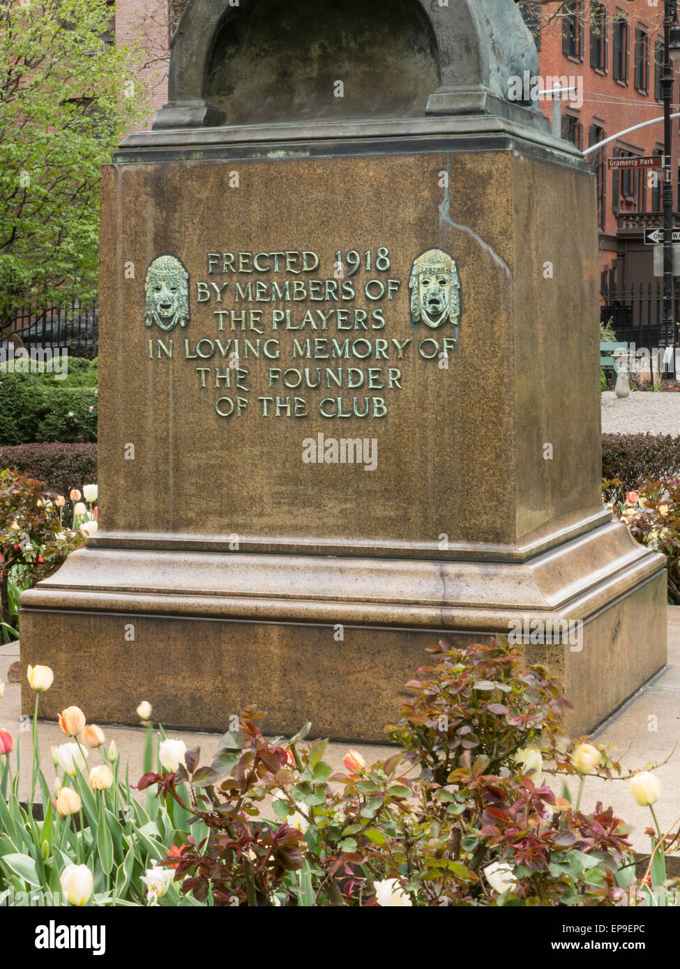 Plaque on Statue Honoring Edwin Booth, Gramercy Park, NYC, USA Stock ...