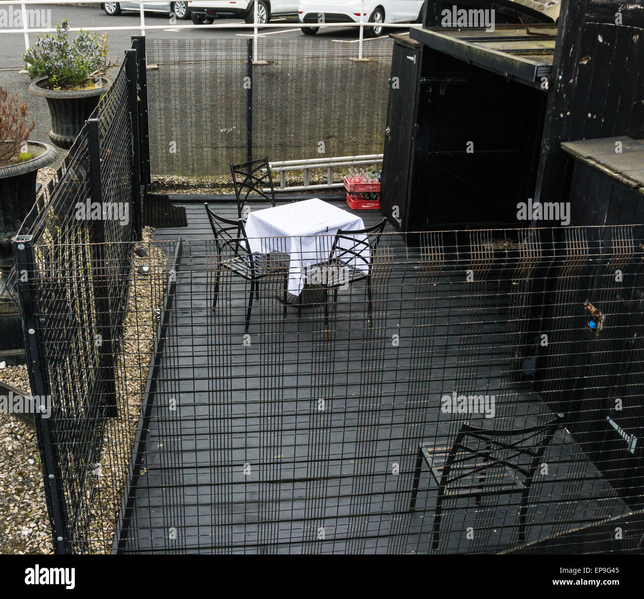 Inside a cage hi-res stock photography and images - Alamy