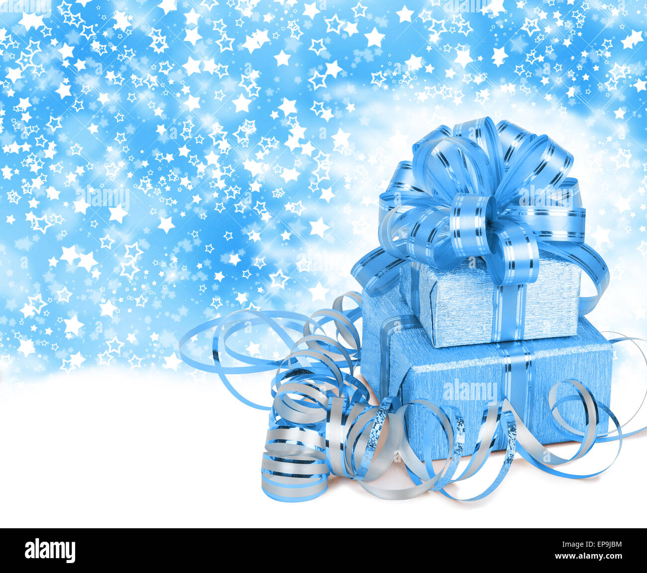 Blue wrapping paper hi-res stock photography and images - Alamy