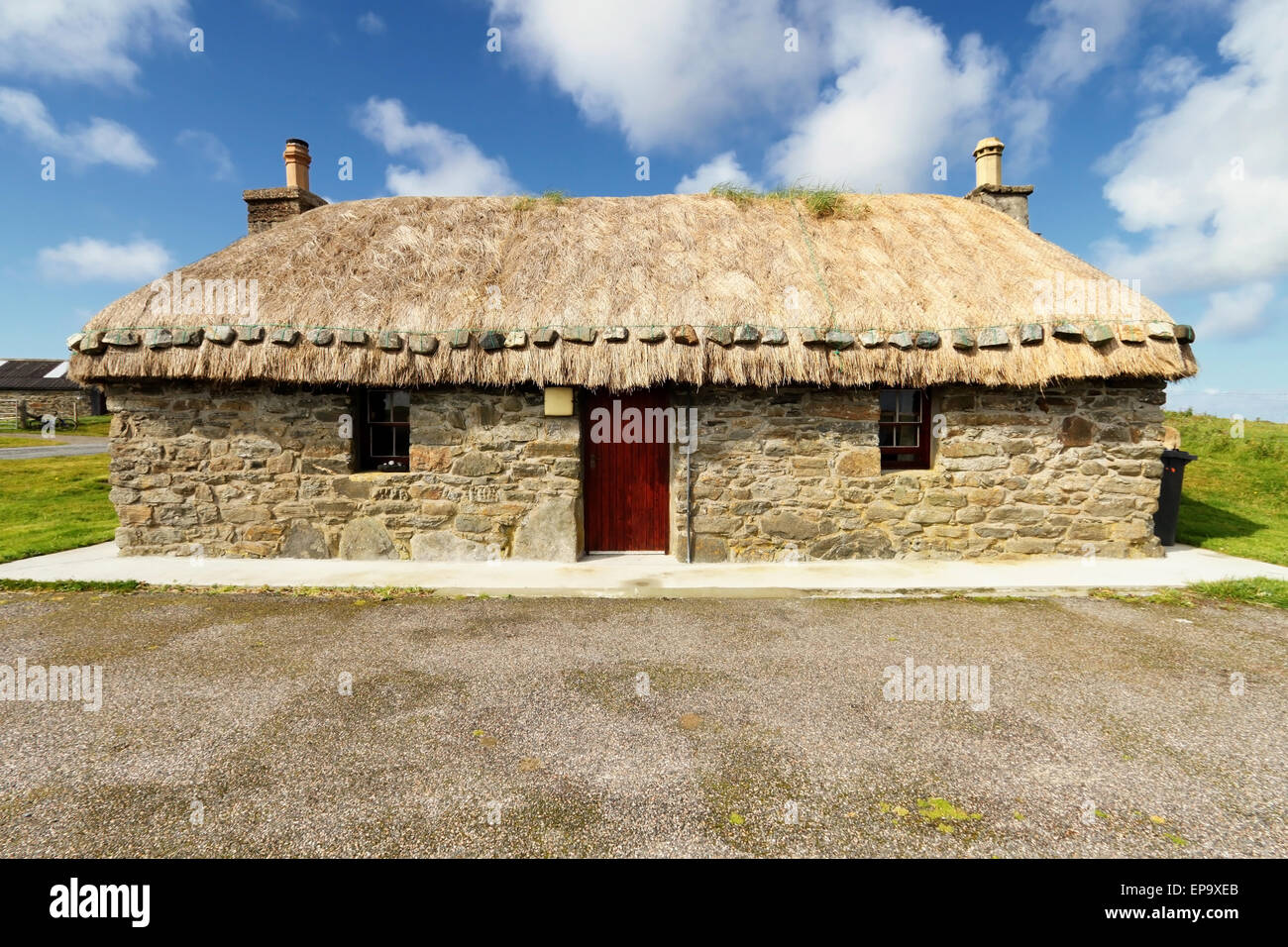 Traditional scottish architecture hi-res stock photography and images ...