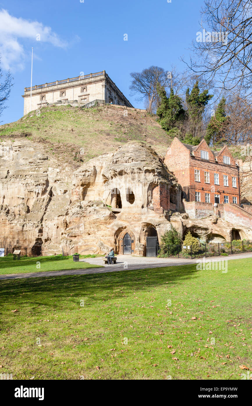 Castle Rock, Brewhouse Yard, Nottingham, England, UK with the Castle ...