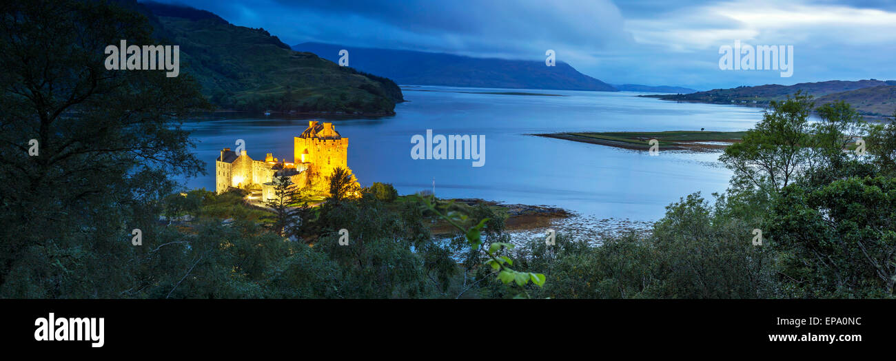 Remote view medieval castle hi-res stock photography and images - Alamy
