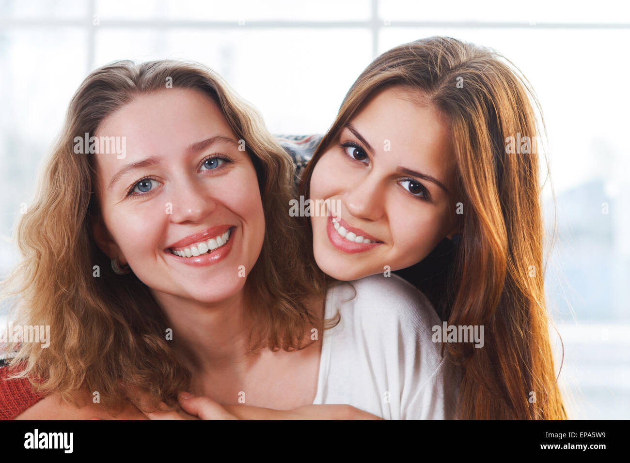Joyful stylish mother daughter hi-res stock photography and images - Alamy