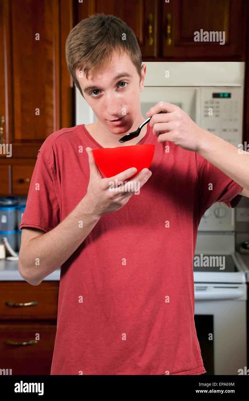Man eating cereal hi-res stock photography and images - Alamy