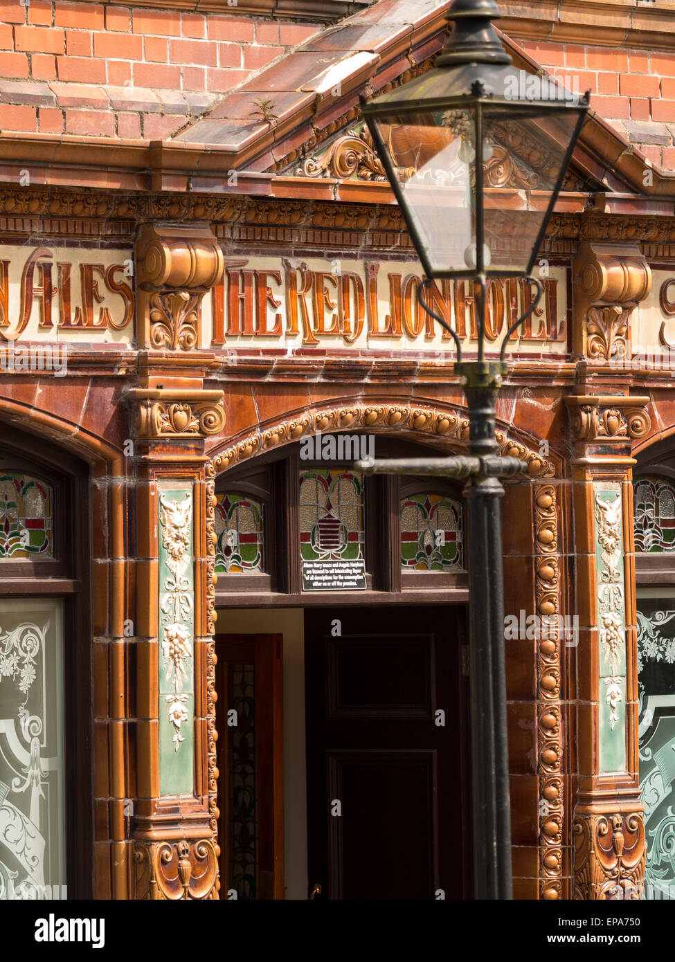 The Red Lion traditional pub exterior, at the National Tramway Museum ...