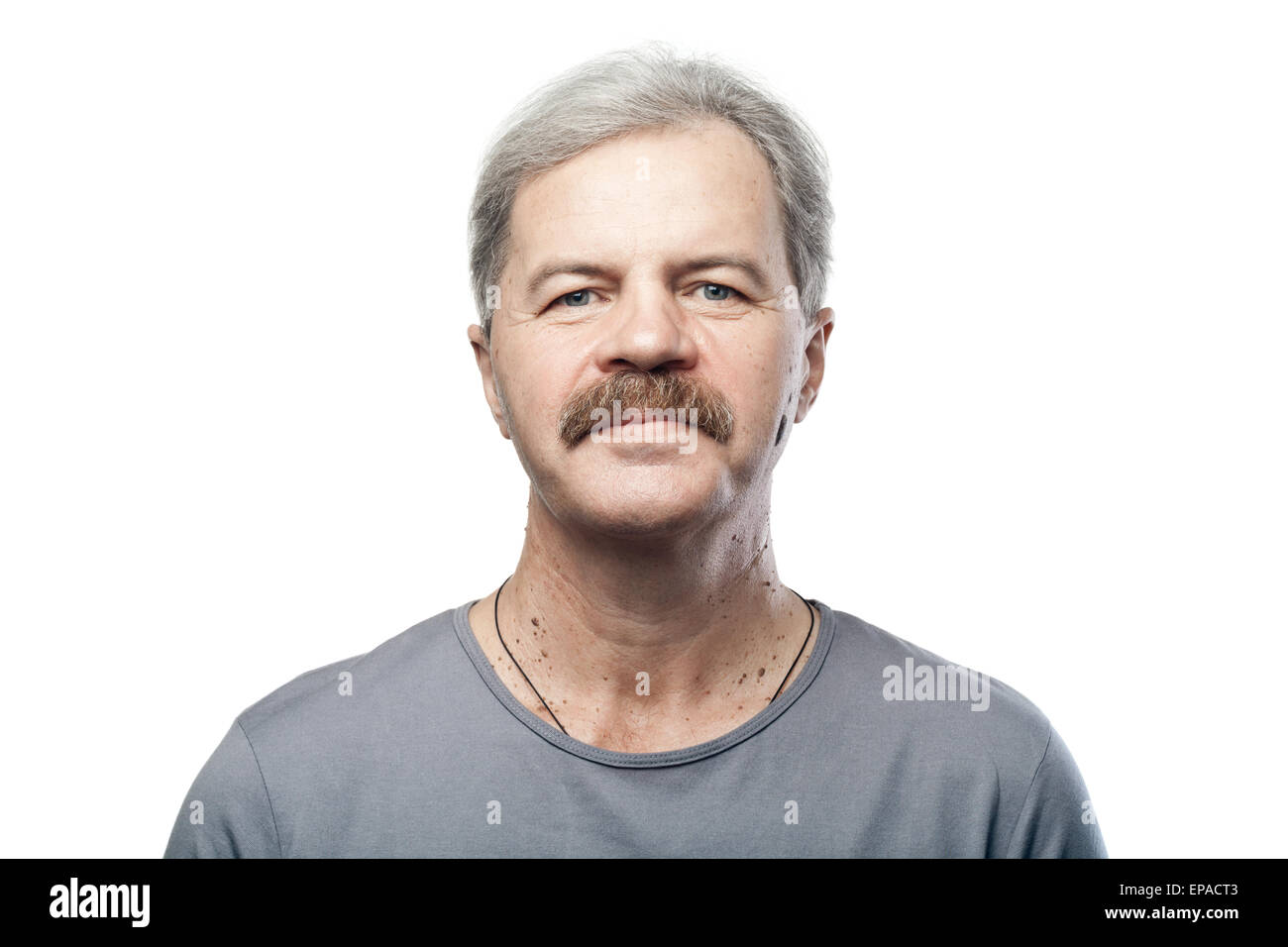 Single caucasian elderly man hi-res stock photography and images - Alamy