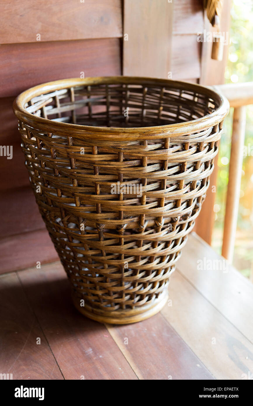 close up of wicker basket Stock Photo - Alamy