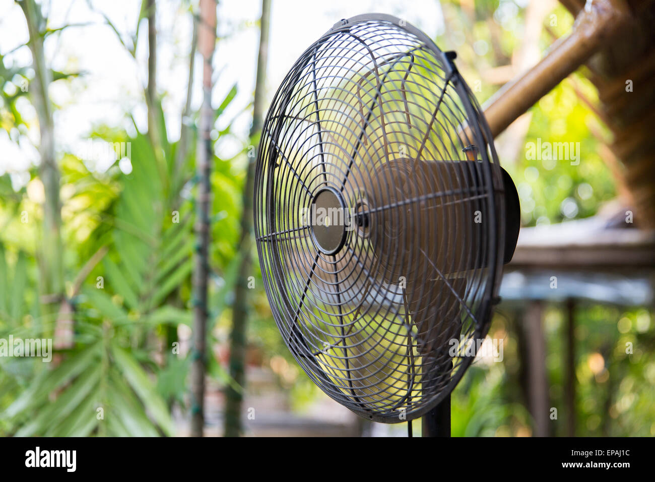 Old fashioned air conditioner hi-res stock photography and images - Alamy