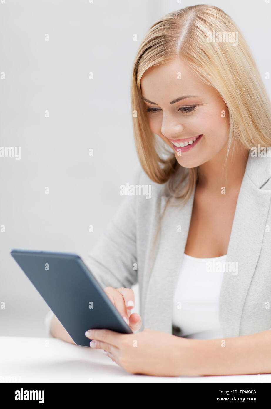 woman with tablet pc Stock Photo - Alamy