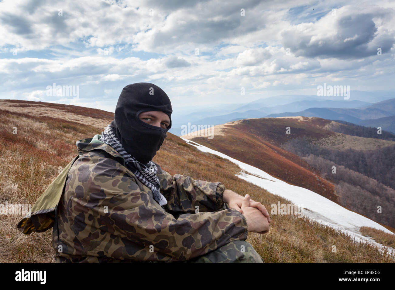 Camouflage soldier face hi-res stock photography and images - Alamy