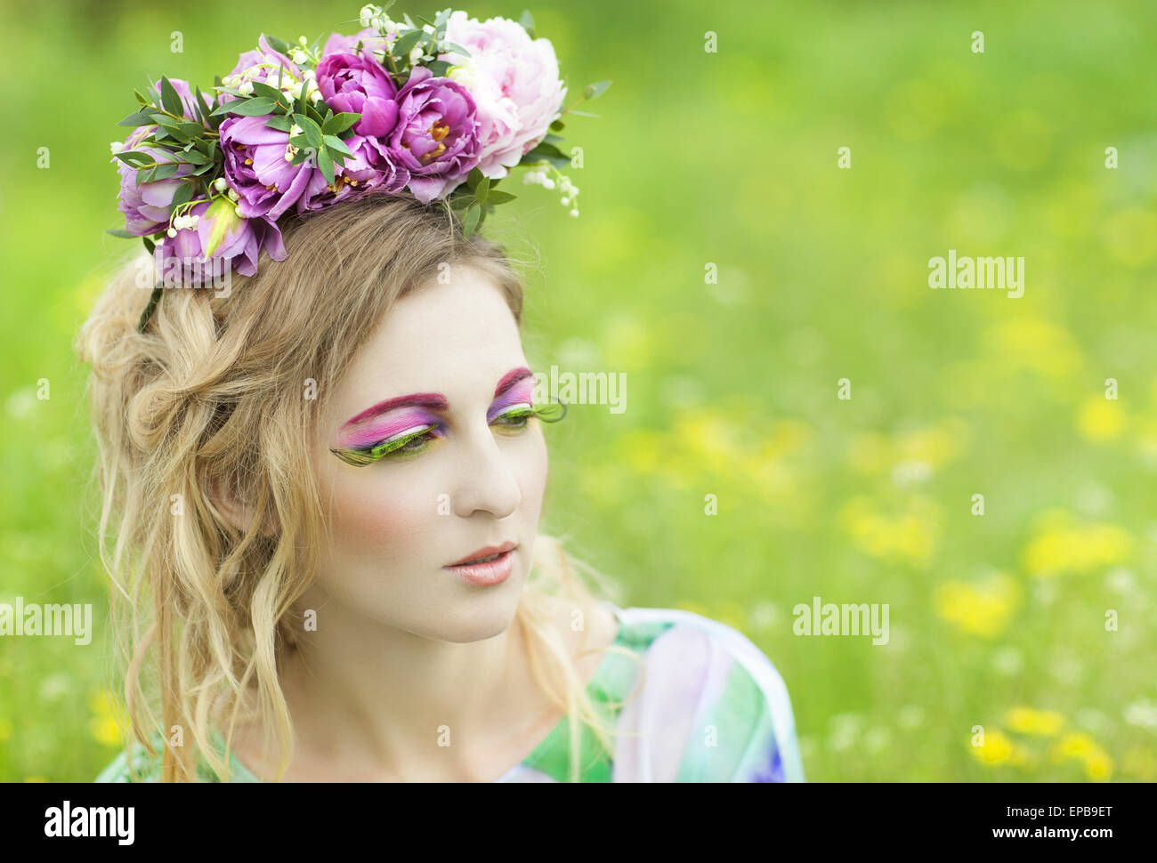Spring portrait of a young woman Stock Photo - Alamy