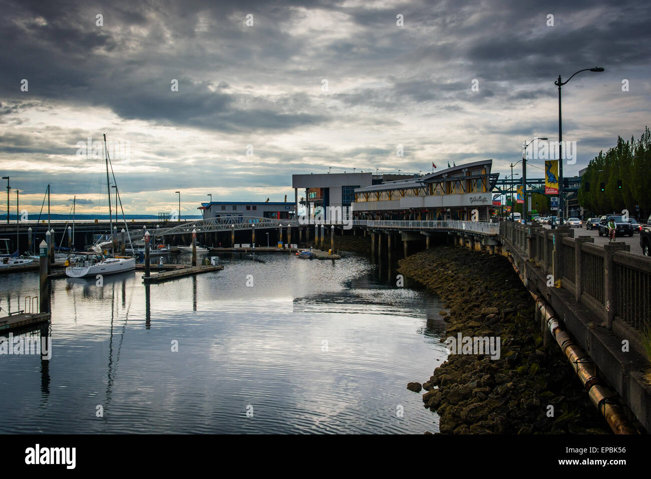 The Bell Street Pier, on the waterfront, in Seattle, Washington Stock ...
