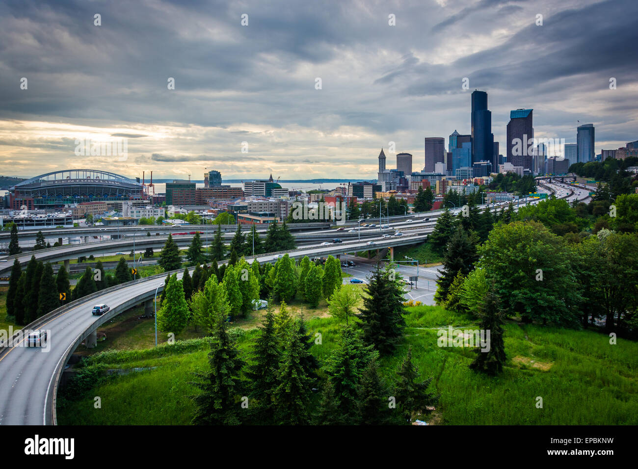 Jose rizal bridge hi-res stock photography and images - Alamy