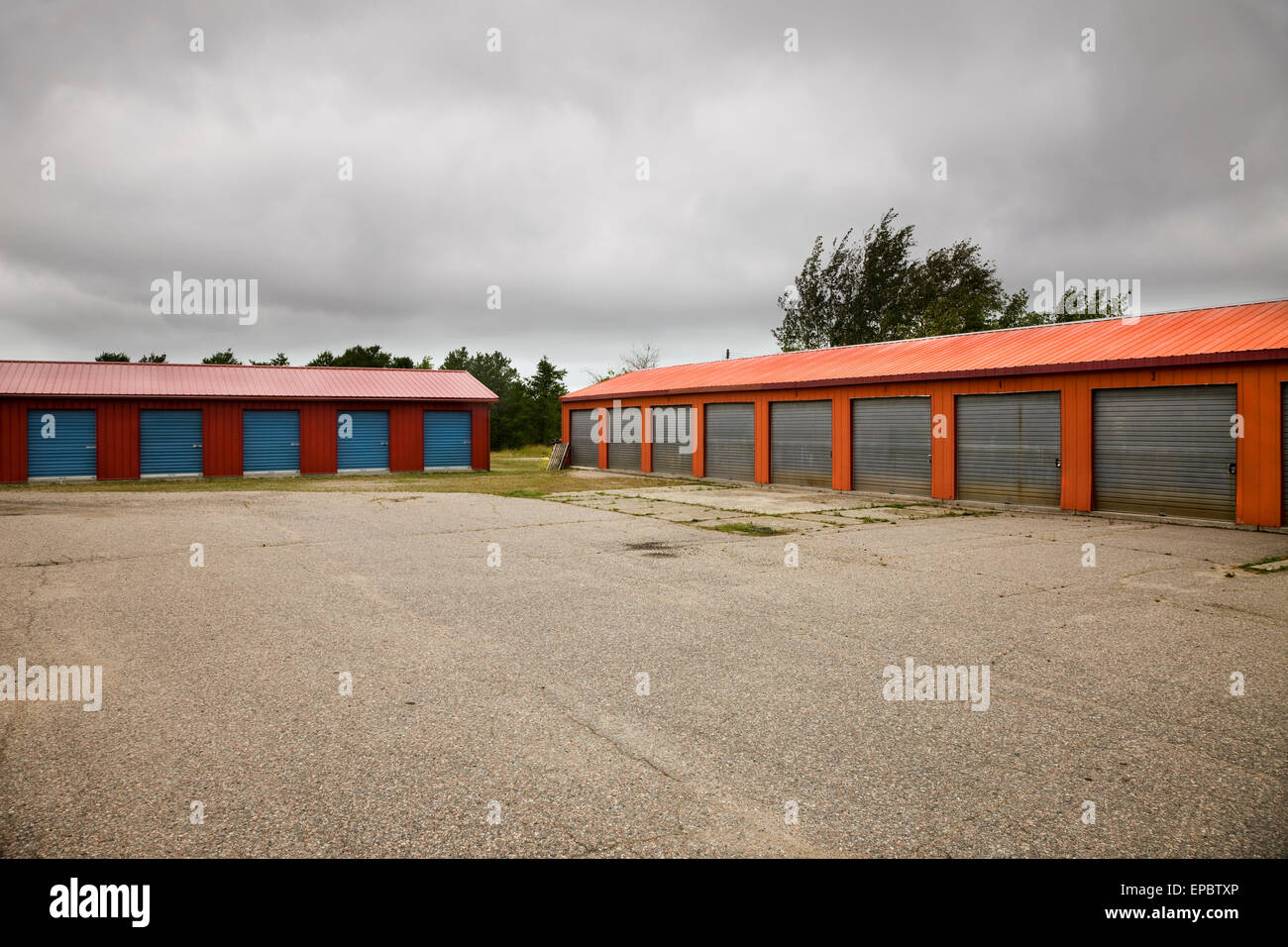 Car storage areas hi-res stock photography and images - Alamy