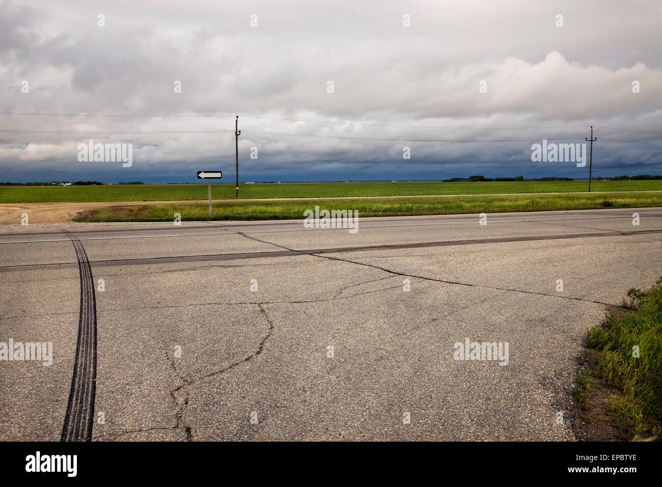 One Way Sign At Side Of Highway Stock Photo - Alamy
