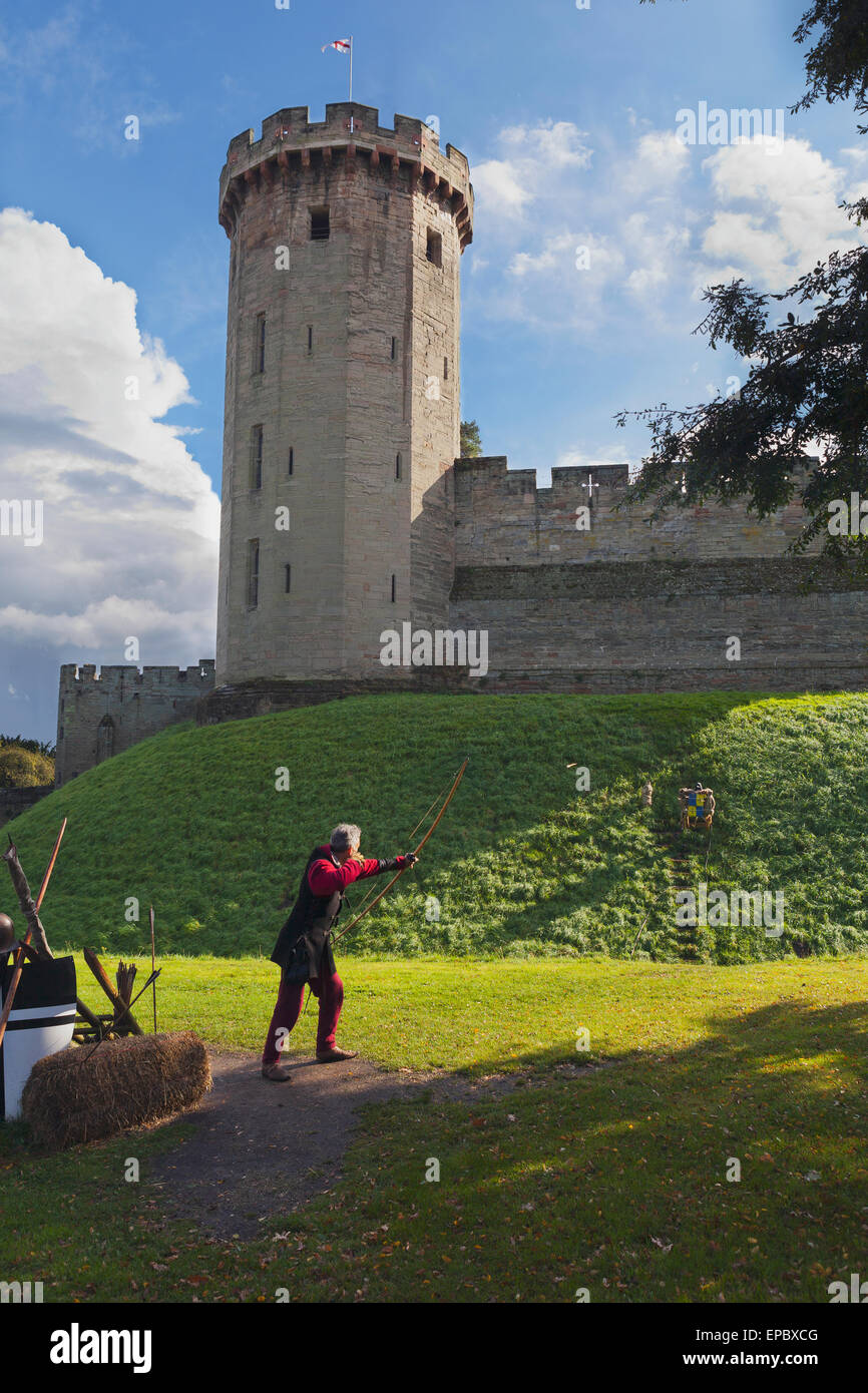 Archery display at Warwick Castle; Warwick, Warwickshire, England Stock ...