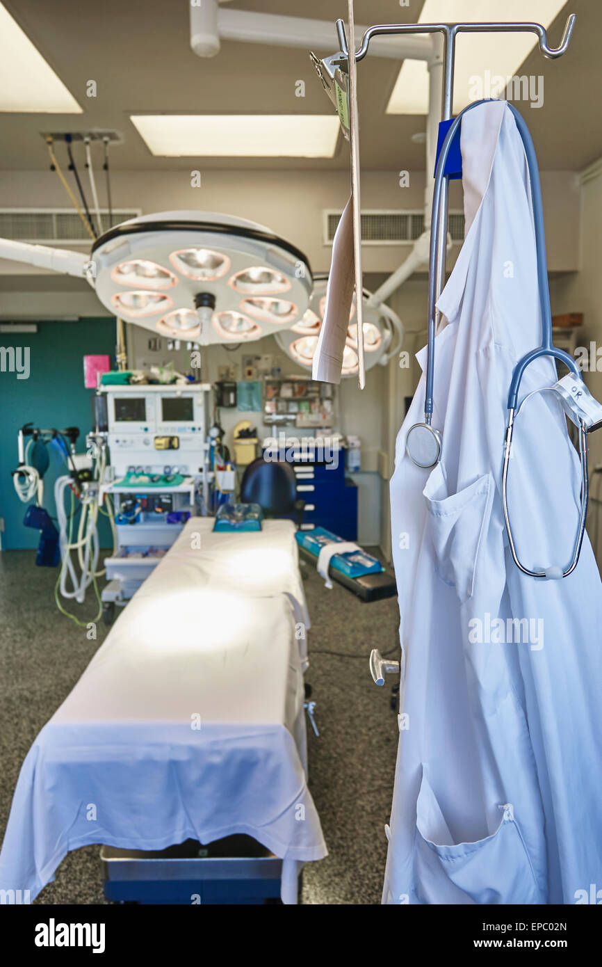 Operating room in hospital; Ontario, Canada Stock Photo - Alamy