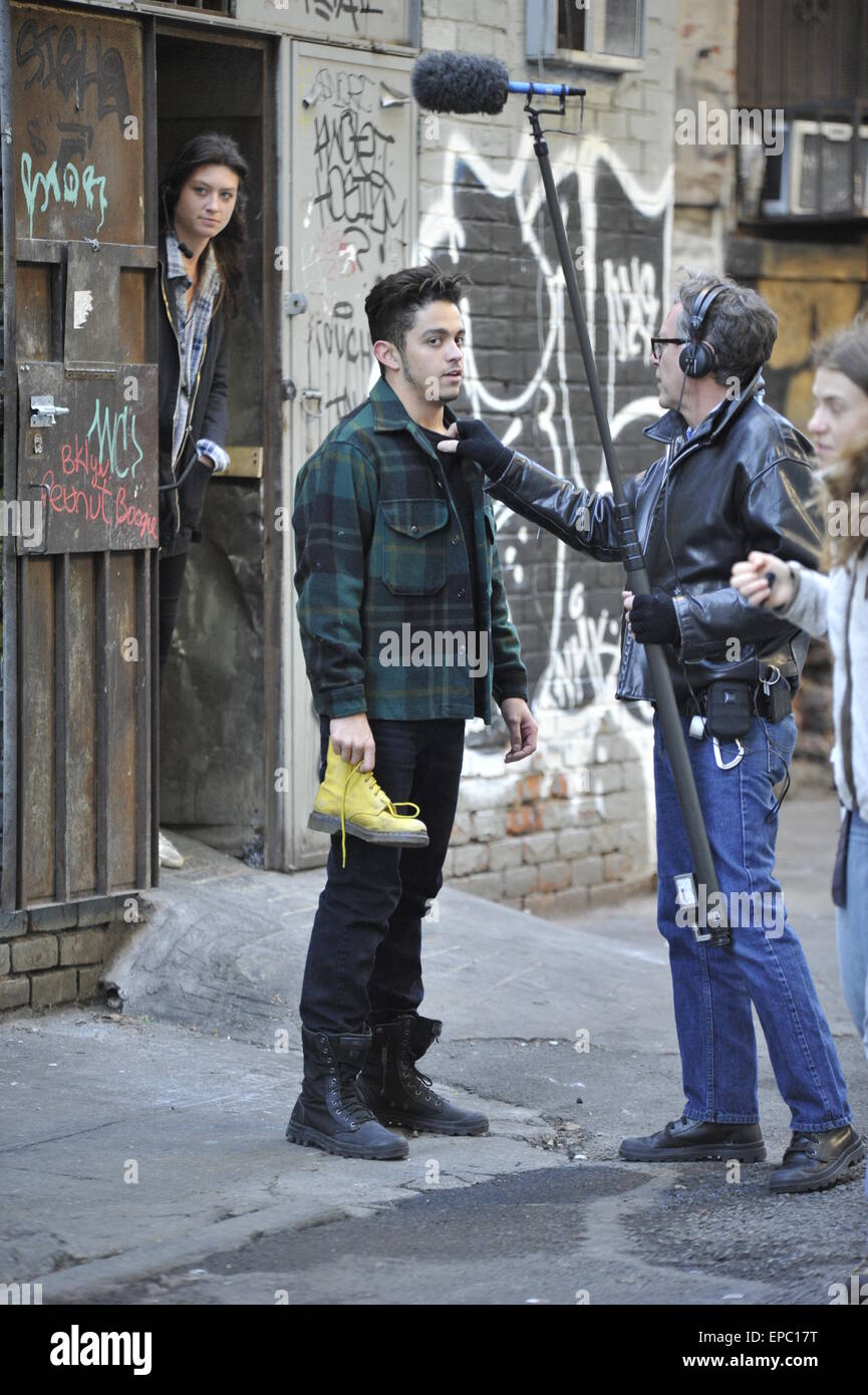 Elle Fanning shooting on location a scene on the set of her upcoming ...