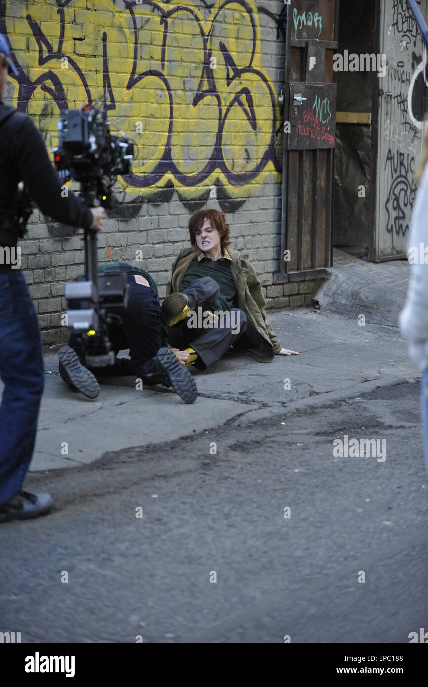 Elle Fanning shooting on location a scene on the set of her upcoming ...