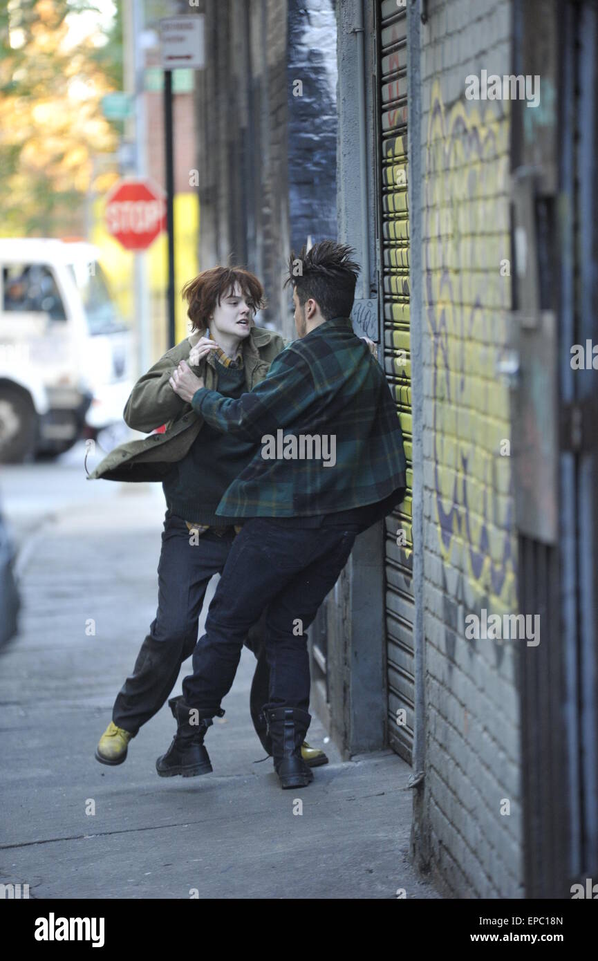 Elle Fanning shooting on location a scene on the set of her upcoming ...