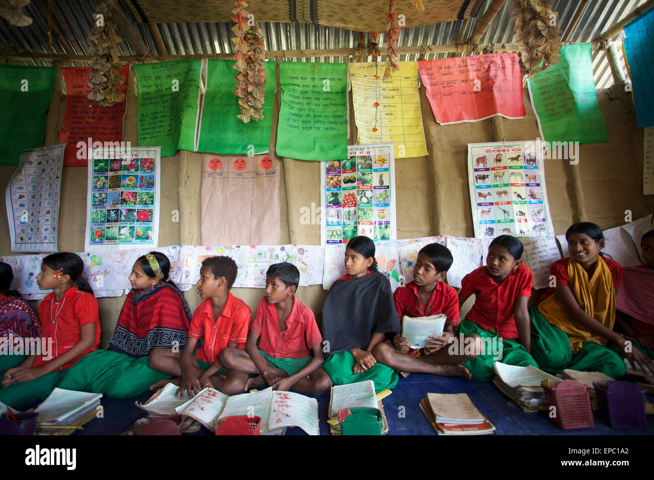 Bangladeshi School Children High Resolution Stock Photography and ...
