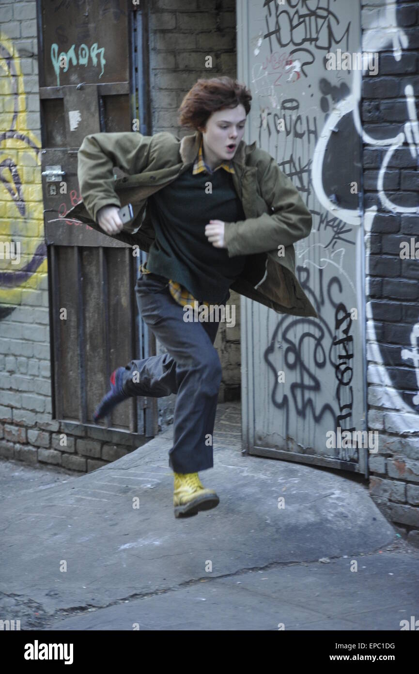 Elle Fanning shooting on location a scene on the set of her upcoming ...