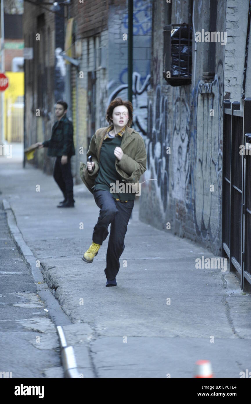 Elle Fanning shooting on location a scene on the set of her upcoming ...