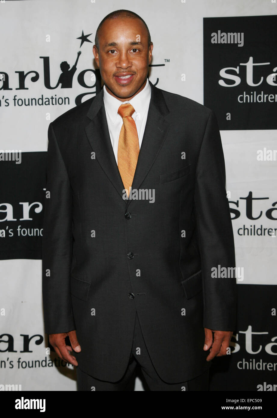 The 25th Annual Celebrity Sports Auction to benefit the Starlight ...