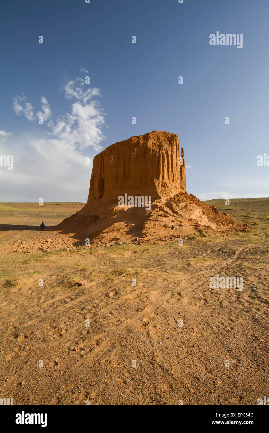 Flaming Cliffs, Bayanzag, South Gobi Province, Mongolia Stock Photo - Alamy