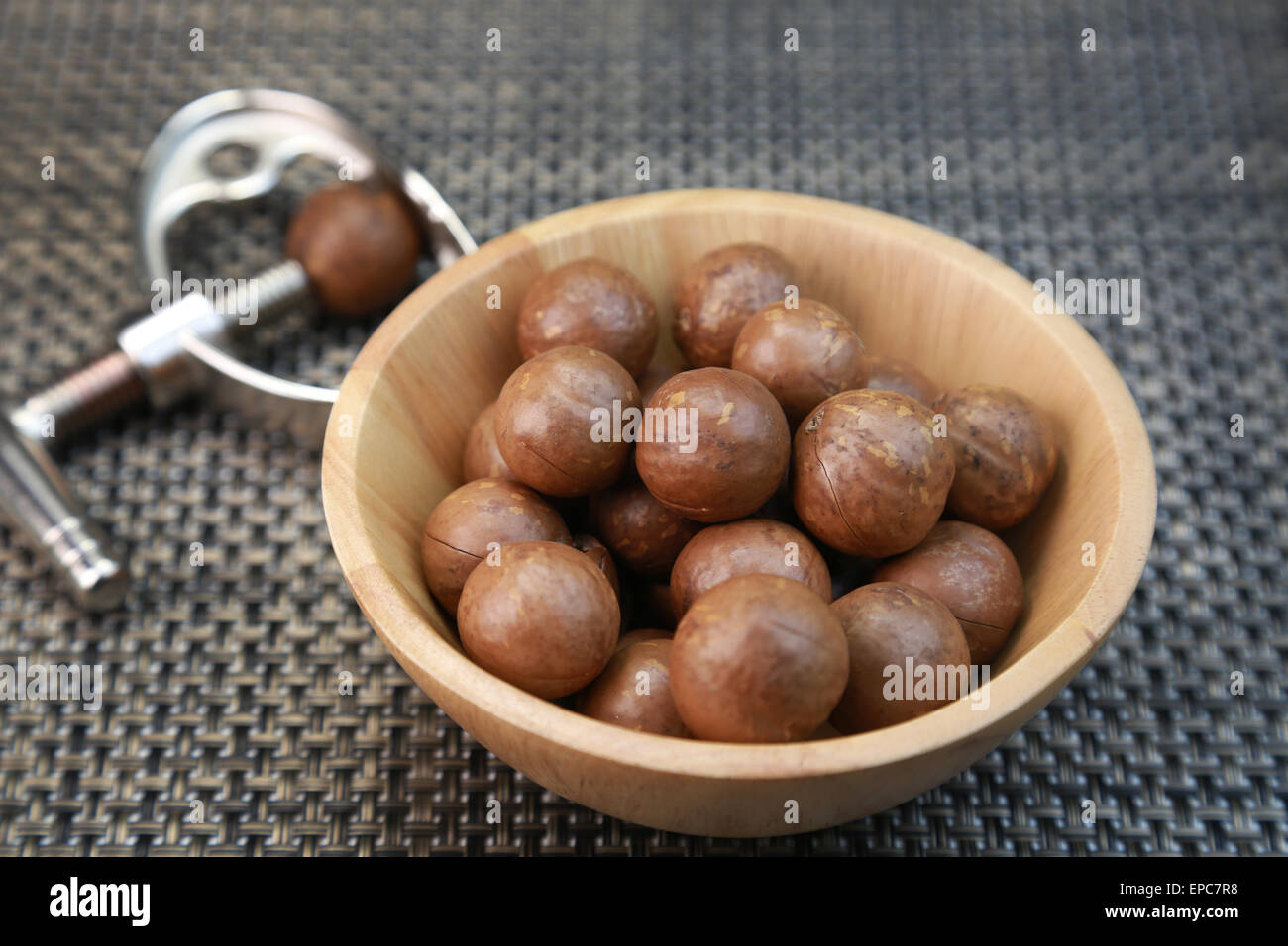 Macadamia nuts image hi-res stock photography and images - Alamy