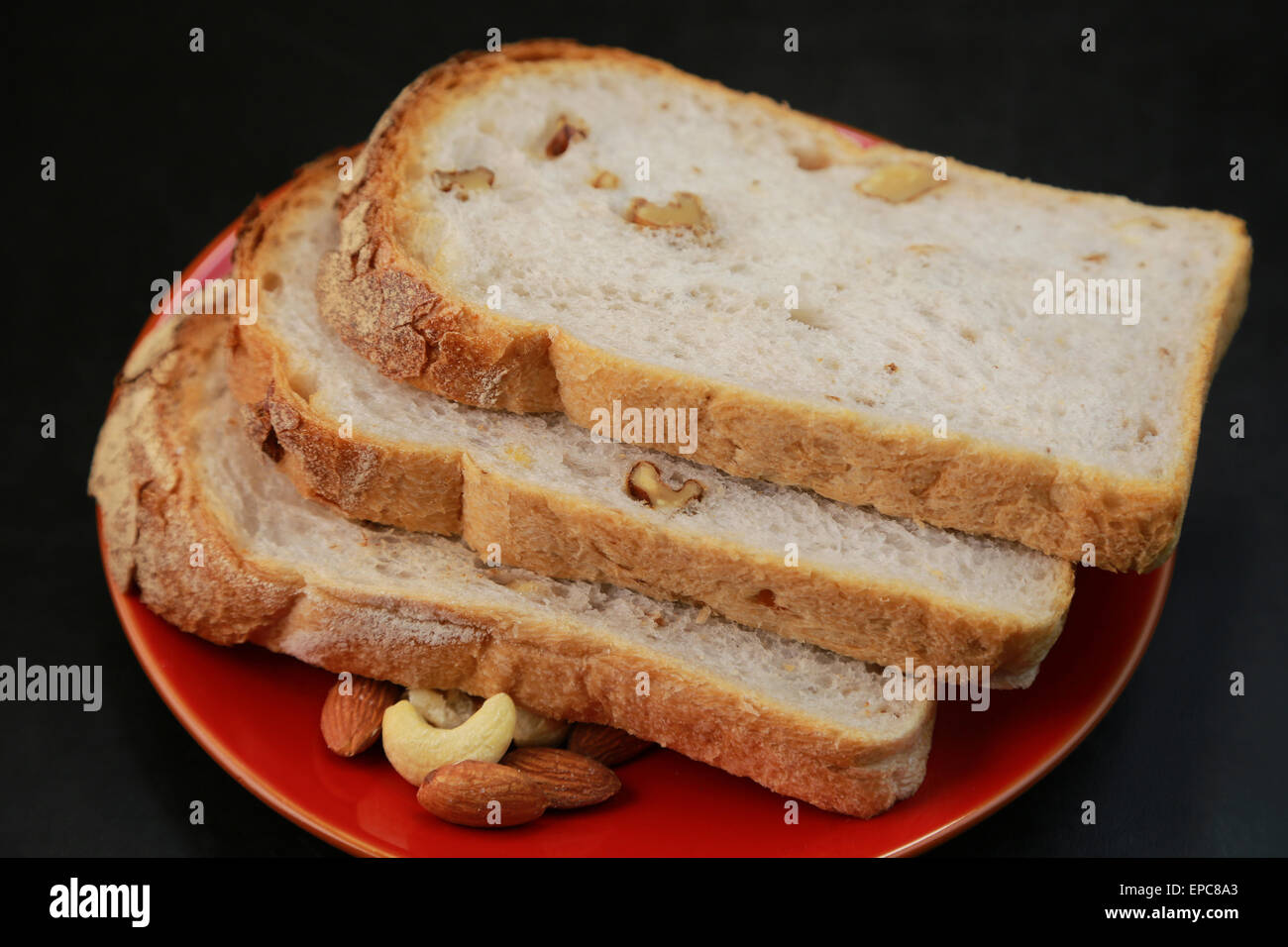 Close up of walnut bread hi-res stock photography and images - Alamy
