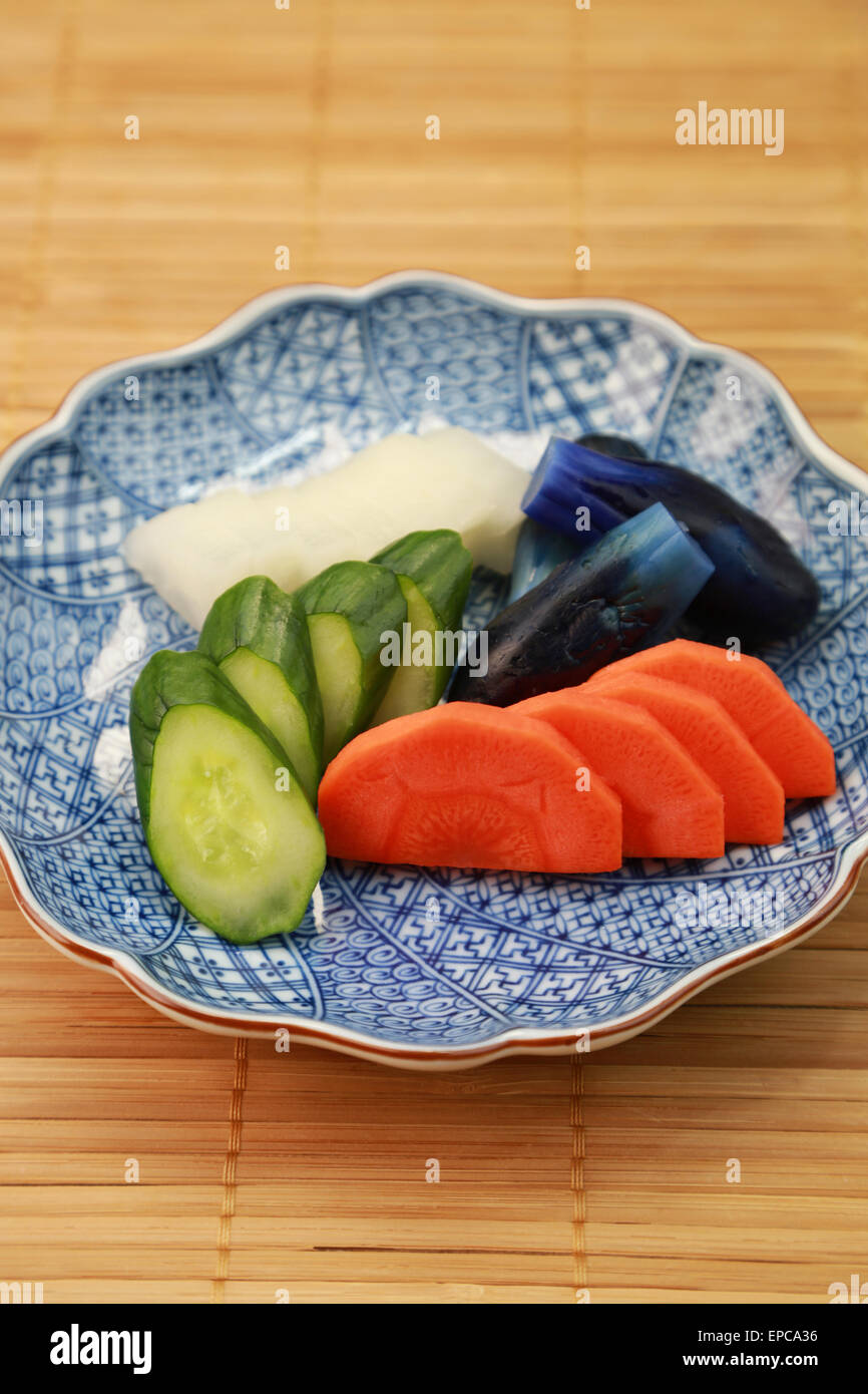 Assorted pickles hi-res stock photography and images - Alamy