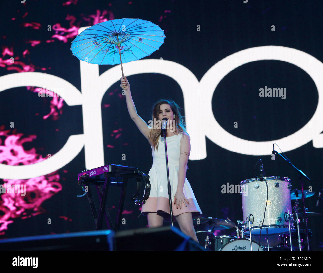 Sydney sierota lead singer of echosmith hi-res stock photography and ...
