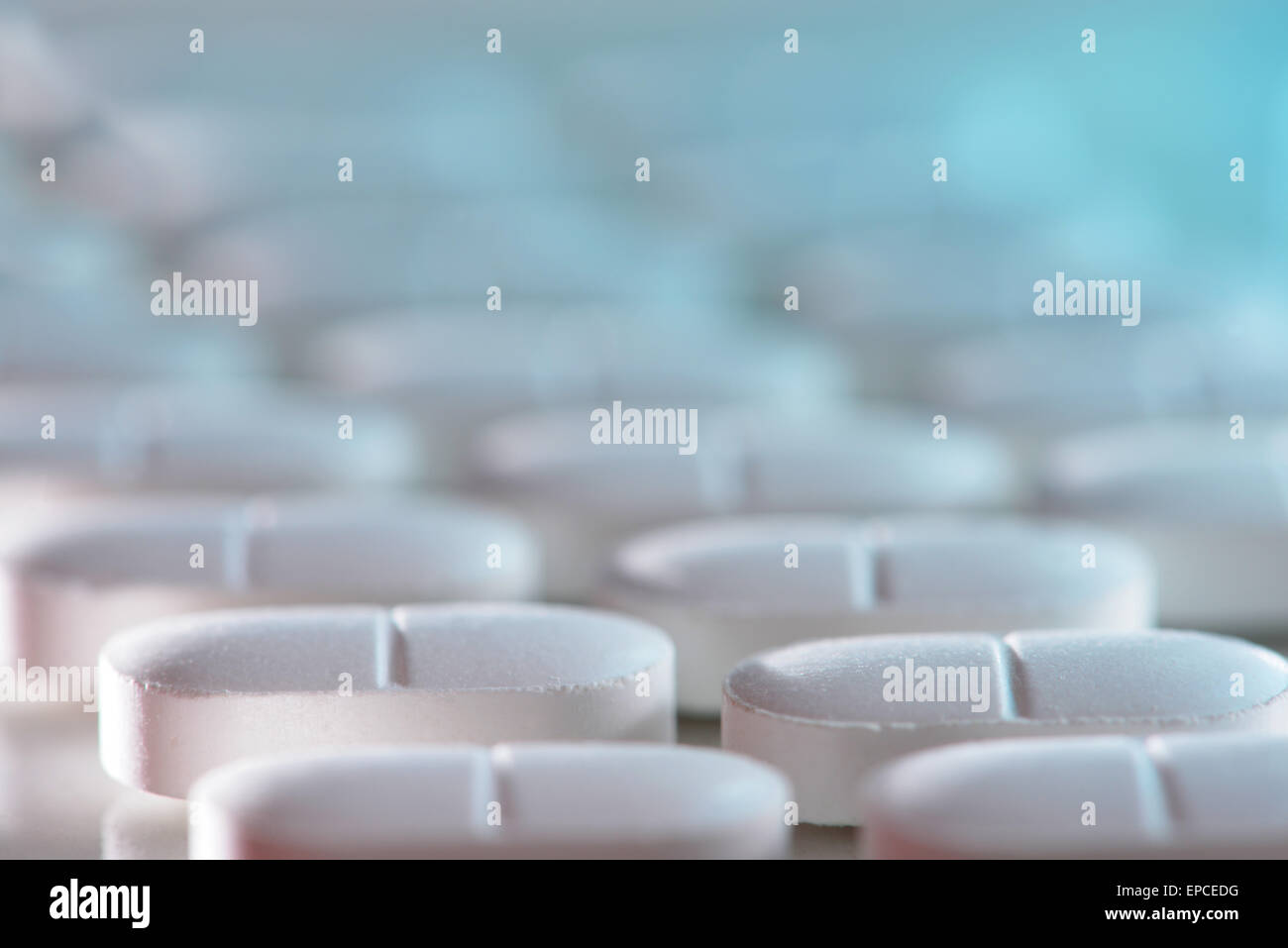 Paracetamol tablets hi-res stock photography and images - Alamy