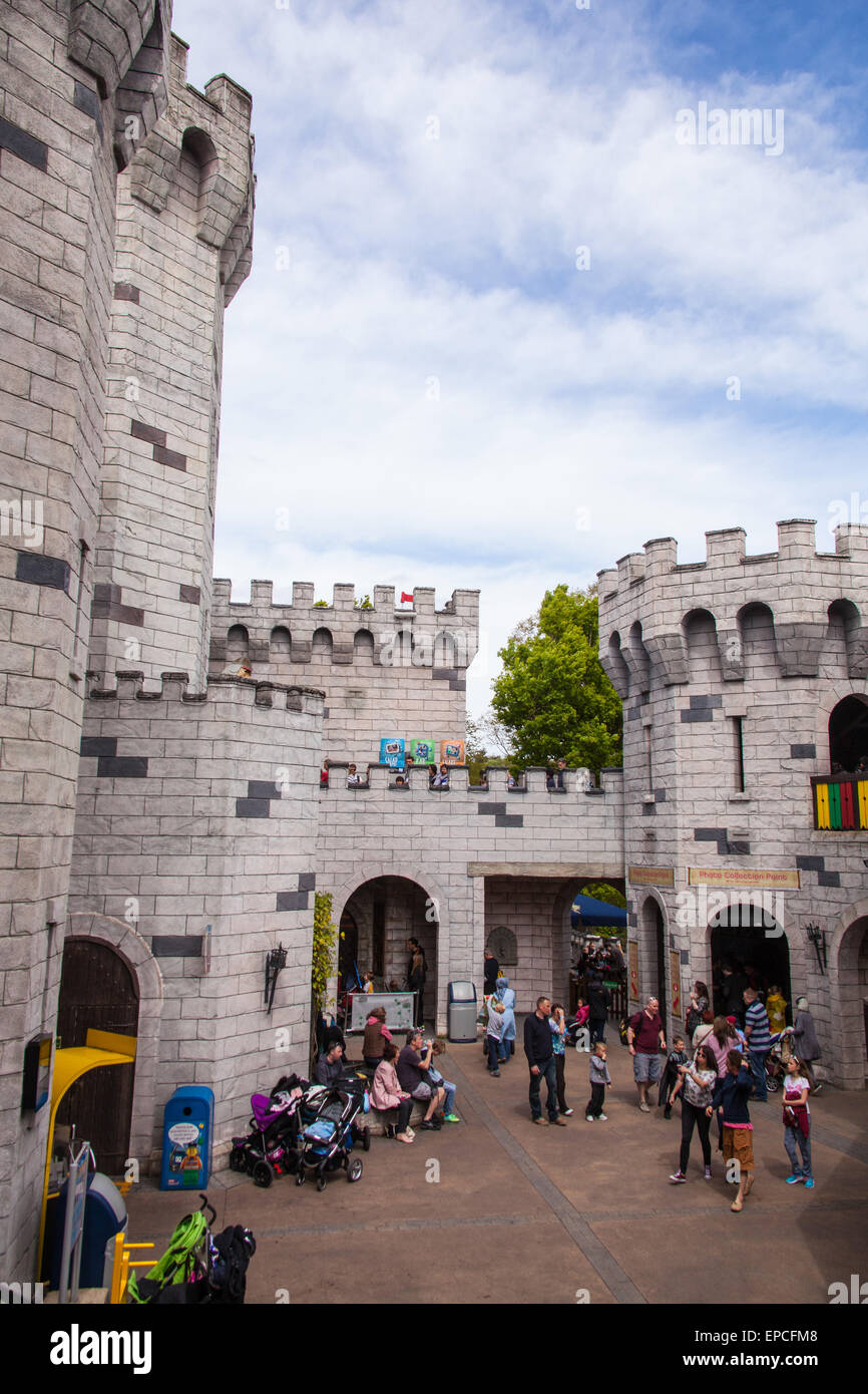 Rides dragon hi-res stock photography and images - Alamy