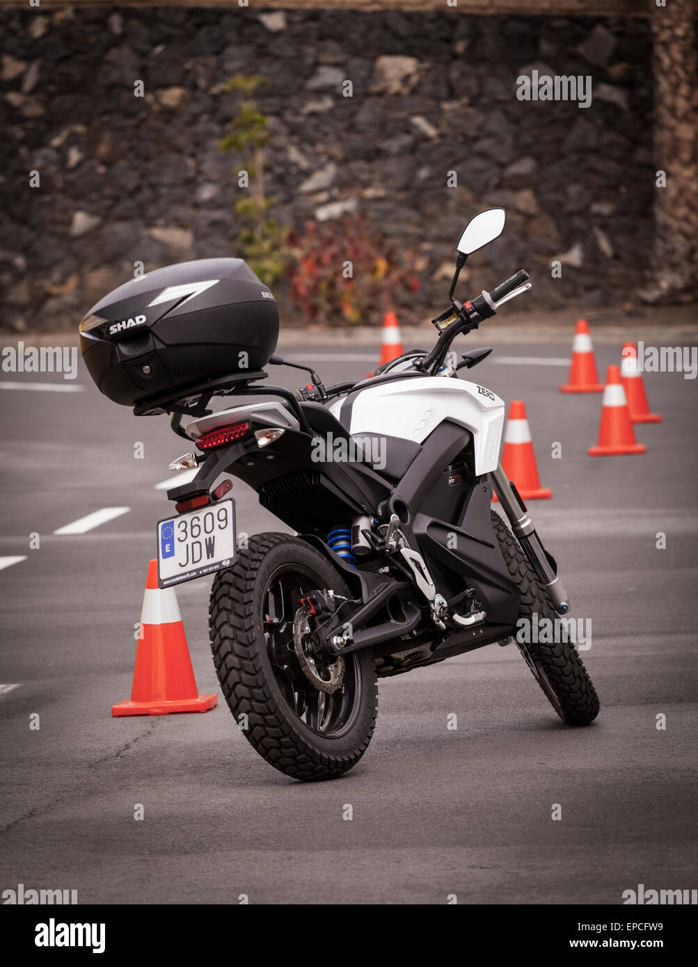 Future electric vehicles hi-res stock photography and images - Alamy